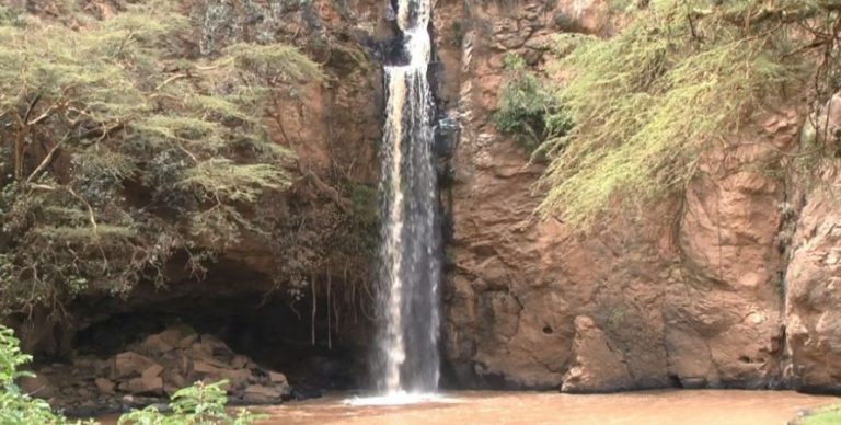 Makalia Falls Within Lake Nakuru National Park- What To Do, Activities